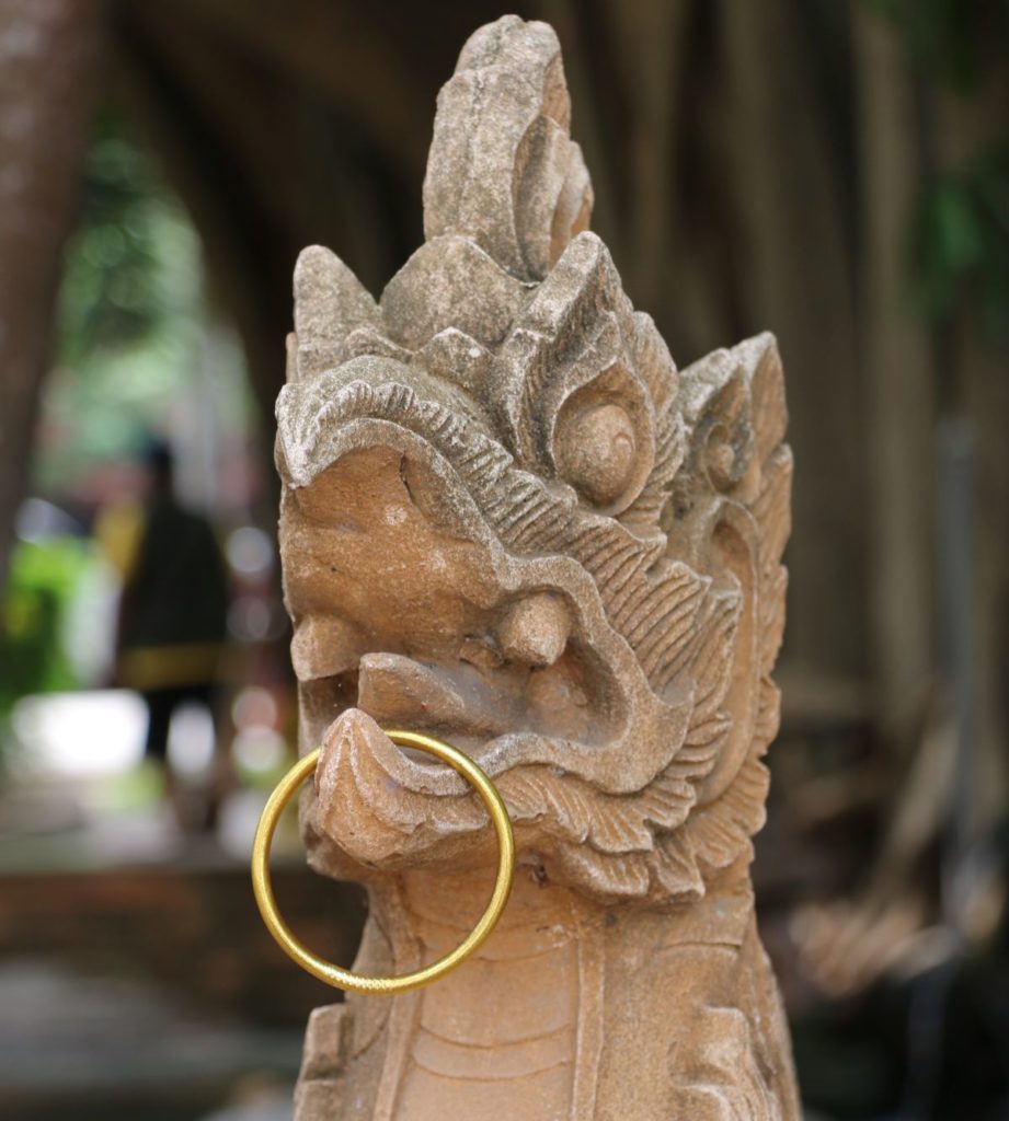 Gold Buddhist Temple Bracelet – Buddhist Temple Bracelet